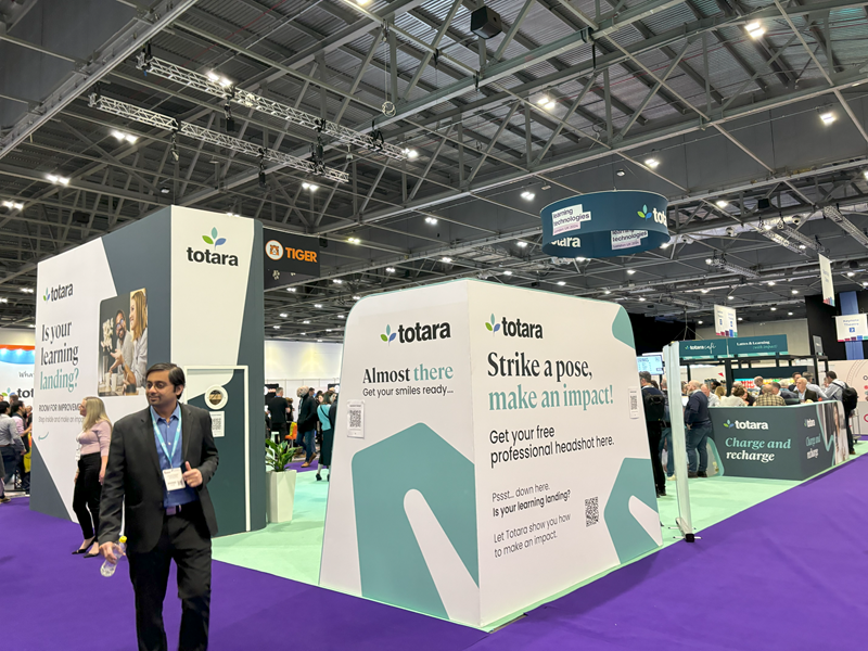 Learning Technologies 2024: Navigating the Intersection of AI in ...